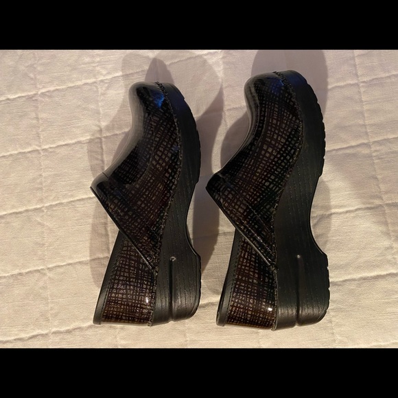 Shoes | Dansko Size 36 | Poshmark